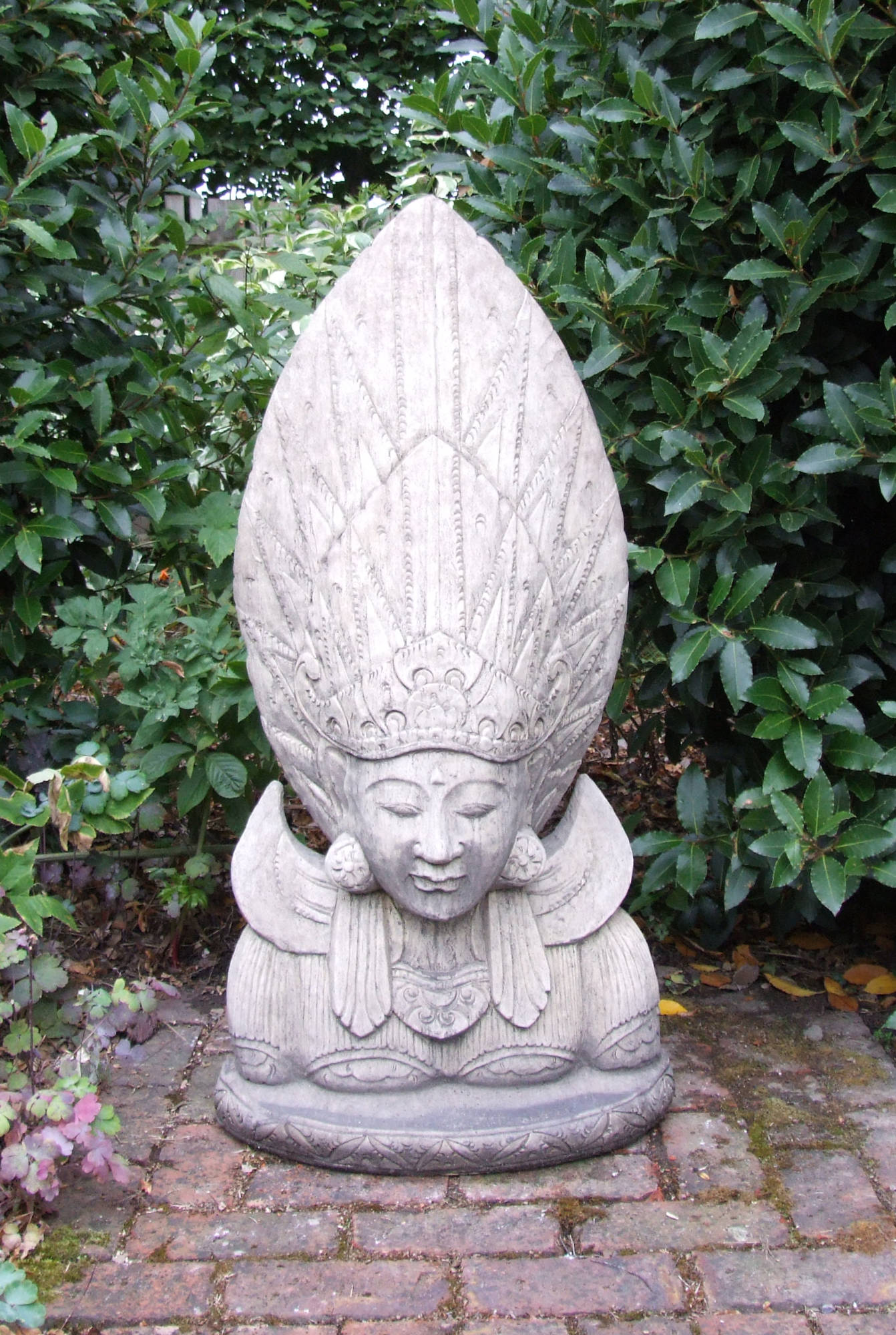 Sungod Stone Garden Statue | Free UK Delivery